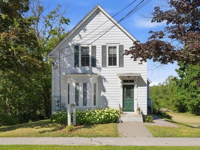 3 bedroom, Wolfeboro NH 03894 105115173