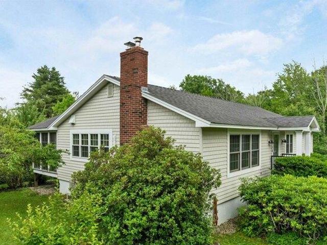 3 bedroom, Wolfeboro NH 03894 105207488