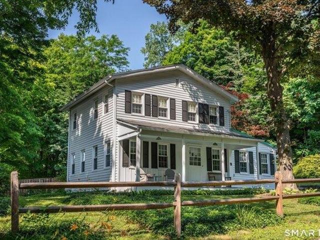 3 bedroom, Woodbury CT 06798 104542944