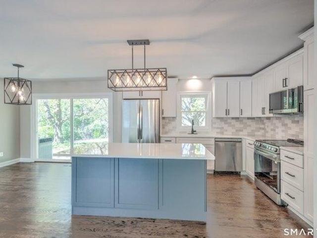 3 bedroom, Woodbury CT 06798 103160712