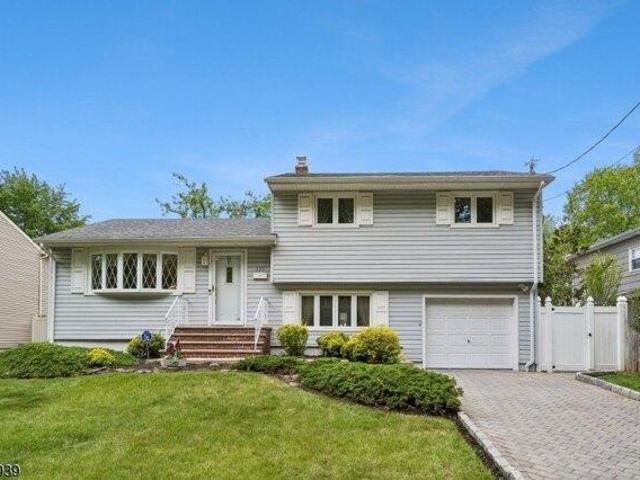 3 bedroom, Woodbridge NJ 07067 102826473