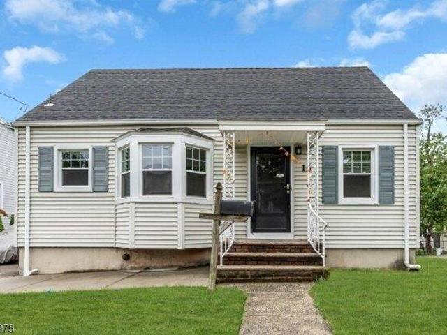 3 bedroom, Woodbridge NJ 07095 104444390