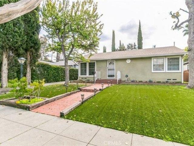 3 bedroom, Woodland Hills CA 91364 90303653