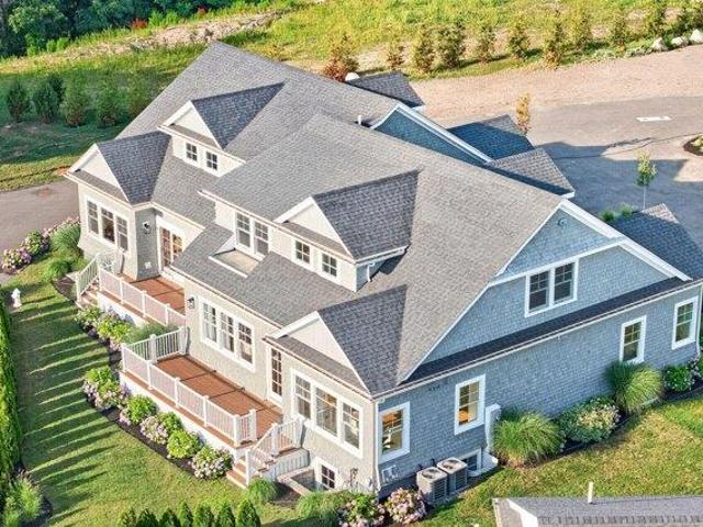 3 bedroom, Woods Hole MA 02543 105106309