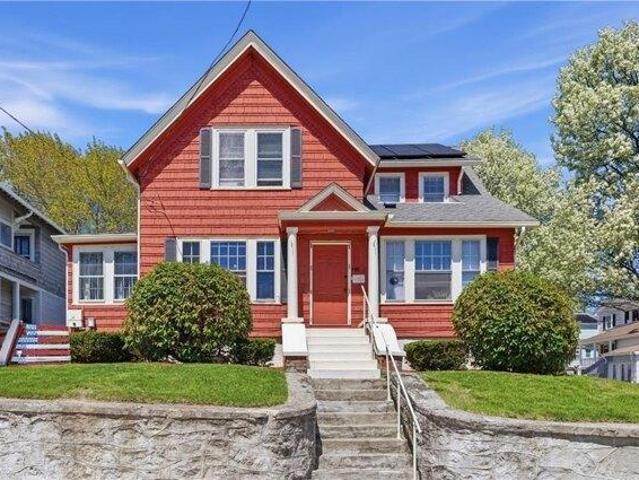 3 bedroom, Woonsocket RI 02895 102061083