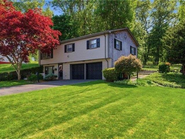 3 bedroom, Woonsocket RI 02895 103161312