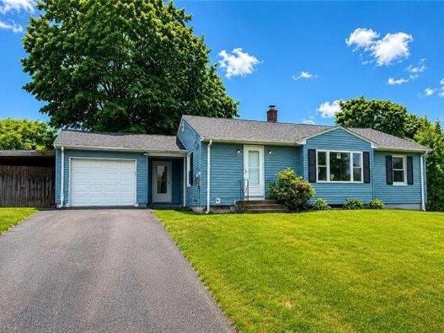3 bedroom, Woonsocket RI 02895 104568245