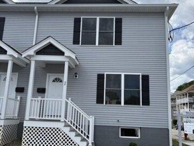 3 bedroom, Woonsocket RI 02895 104810744