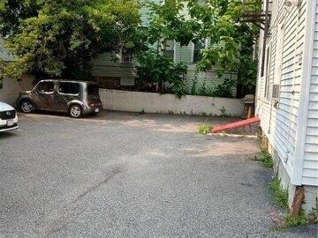 3 bedroom, Woonsocket RI 02895 105105694