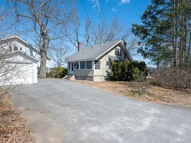 3 bedroom, Worcester MA 01604 102592770