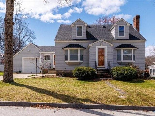 3 bedroom, Worcester MA 01604 102708982