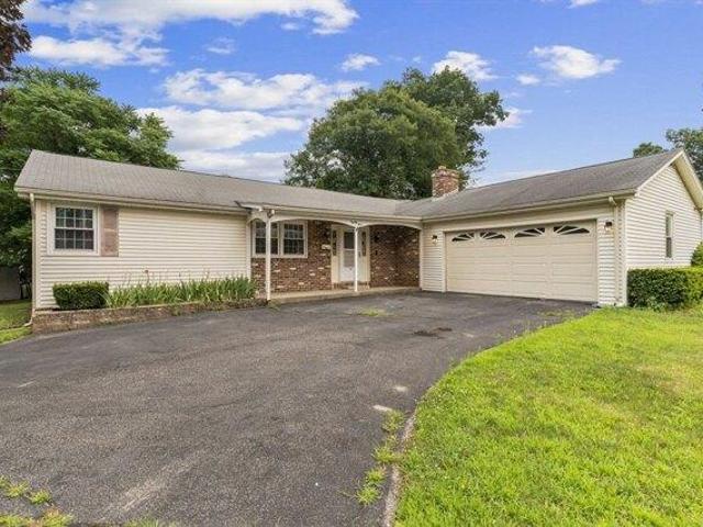 3 bedroom, Worcester MA 01604 104570443