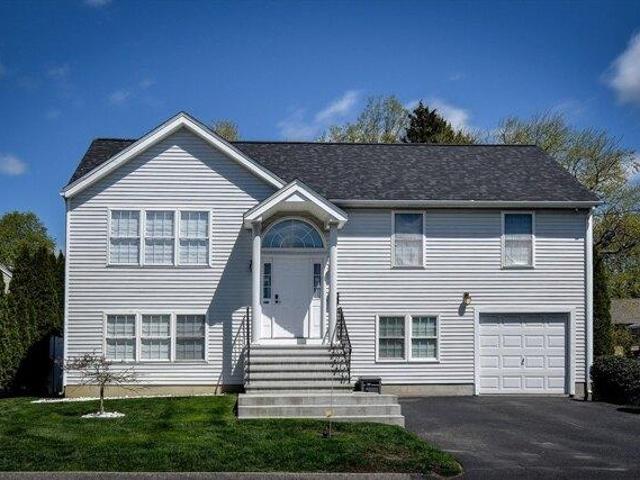 3 bedroom, Worcester MA 01605 102634989
