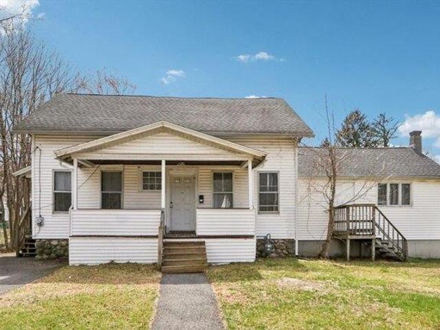 3 bedroom, Worcester MA 01606 LS103097441