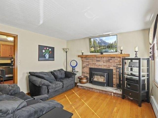 3 bedroom, Worcester MA 01606 102798752