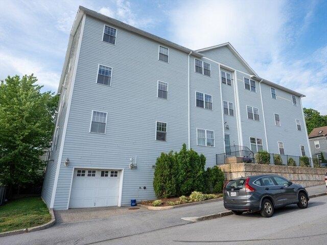 3 bedroom, Worcester MA 01609 103442901