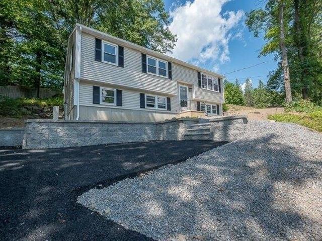 3 bedroom, Worcester MA 01609 105040826