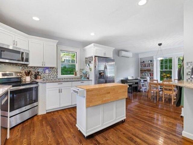 3 bedroom, Worcester MA 01602 LS102959620