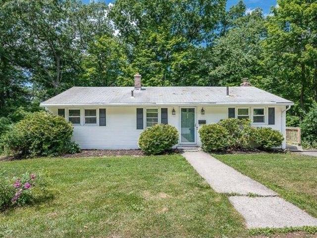 3 bedroom, Worcester MA 01602 104009569