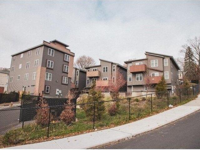 3 bedroom, Worcester MA 01603 LS102411909