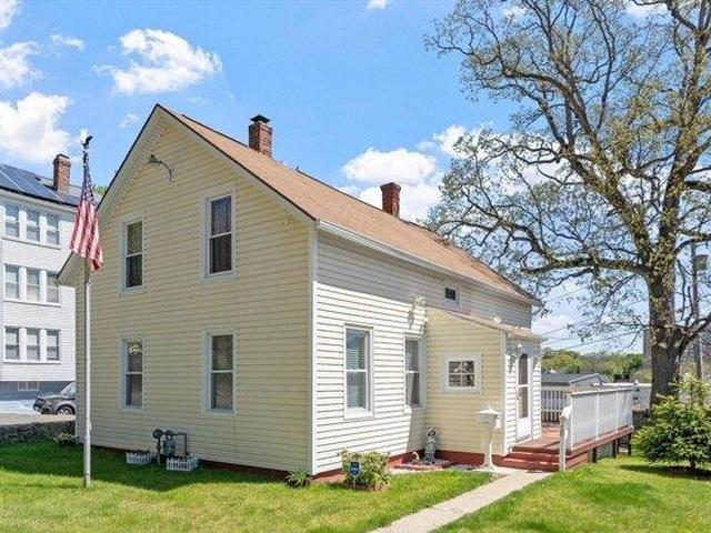 3 bedroom, Worcester MA 01603 LS103069639