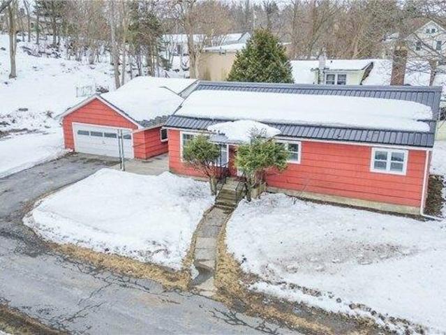 3 bedroom, Watertown NY 13601 100247030