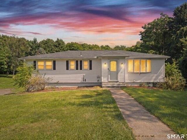 3 bedroom, Watertown CT 06795 104833382