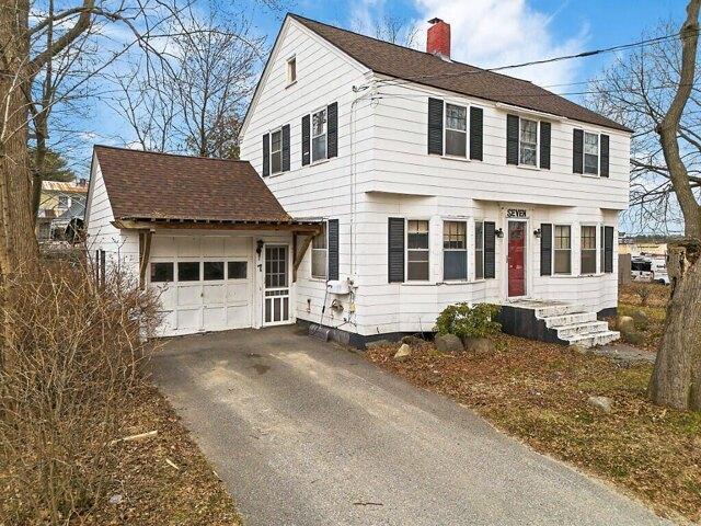 3 bedroom, Waterville ME 04901 102158776