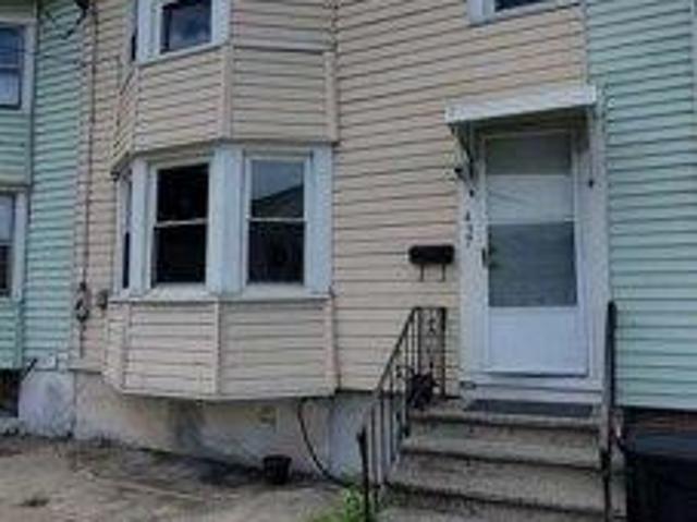 3 bedroom, Watervliet NY 12189 104899663