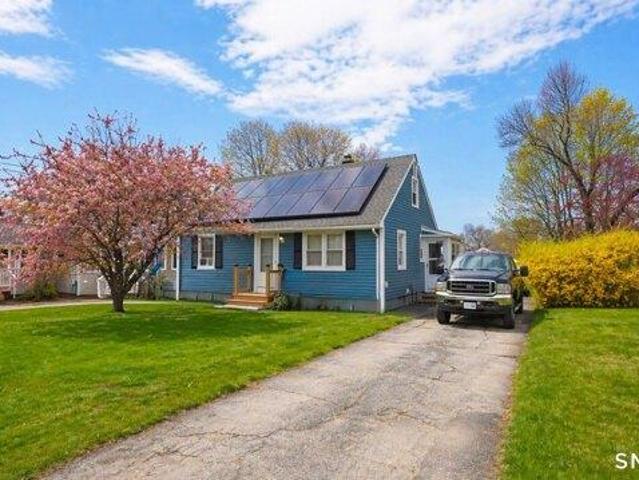 3 bedroom, Waterbury CT 06704 102443599