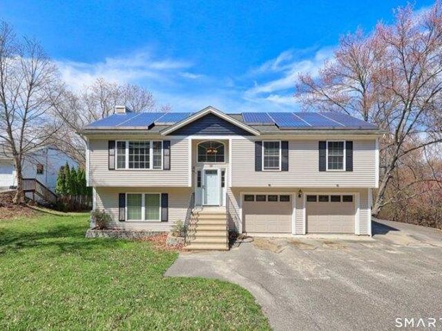 3 bedroom, Waterbury CT 06704 103160258