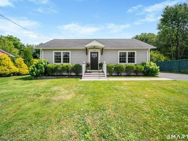 3 bedroom, Waterbury CT 06704 105156344