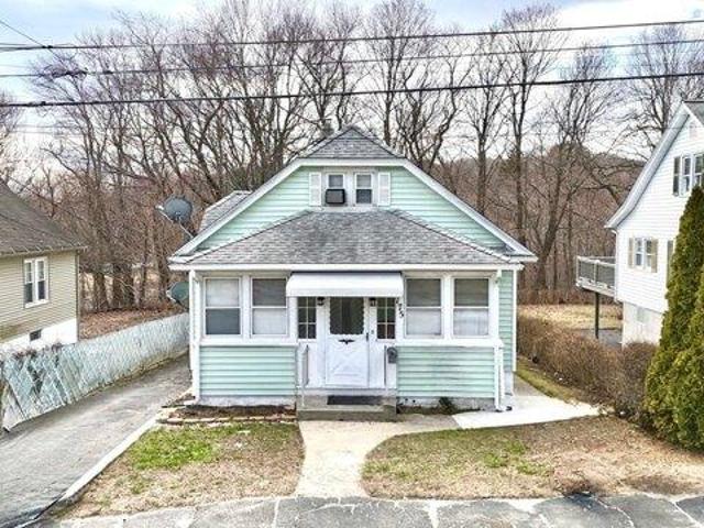 3 bedroom, Waterbury CT 06705 LS89414953