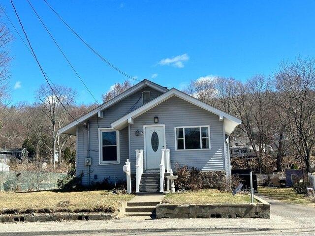 3 bedroom, Waterbury CT 06705 LS89424982