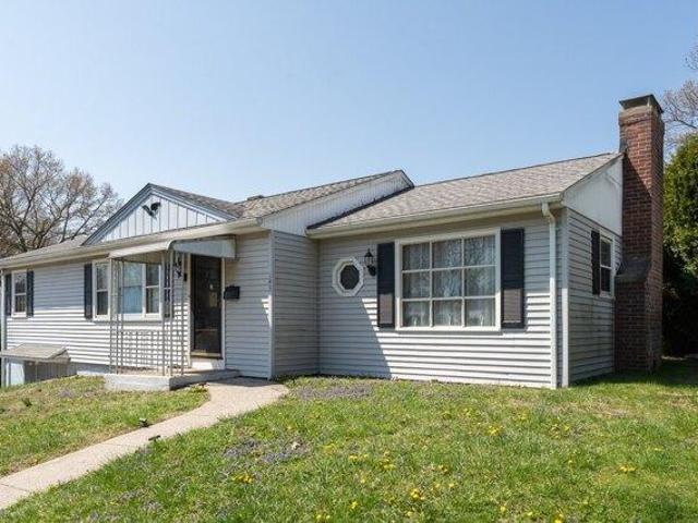3 bedroom, Waterbury CT 06705 102596013