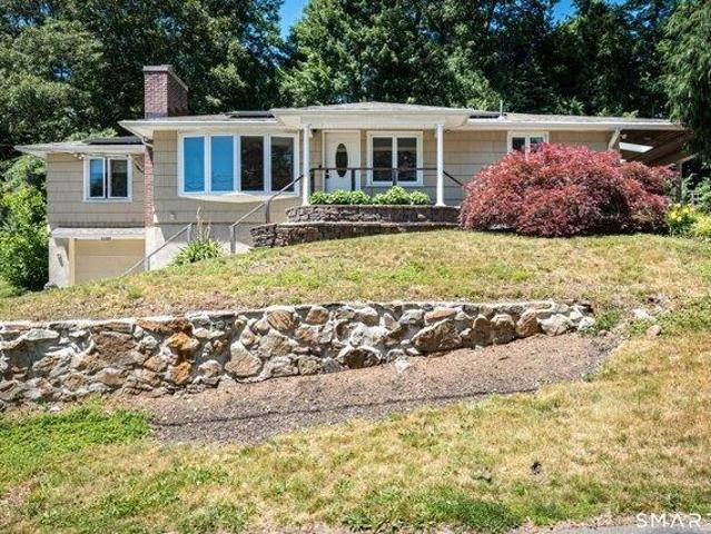 3 bedroom, Waterbury CT 06705 103624132