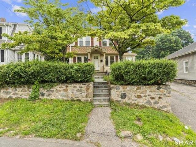 3 bedroom, Waterbury CT 06705 104440777
