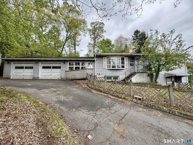 3 bedroom, Waterbury CT 06705 104407835