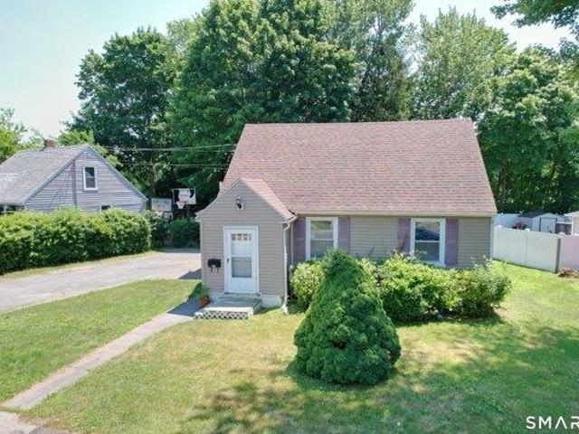 3 bedroom, Waterbury CT 06706 104148404