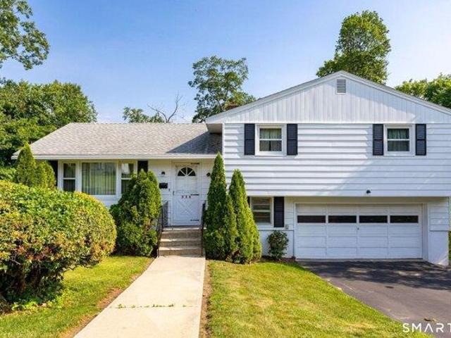3 bedroom, Waterbury CT 06706 104190119