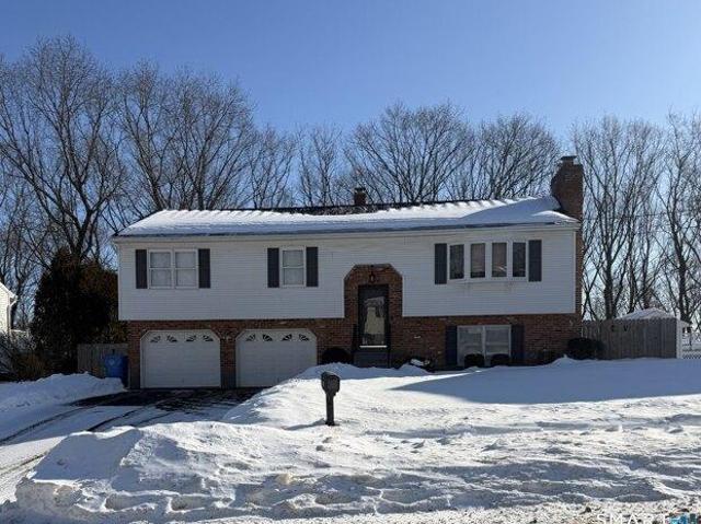 3 bedroom, Waterbury CT 06708 101799101
