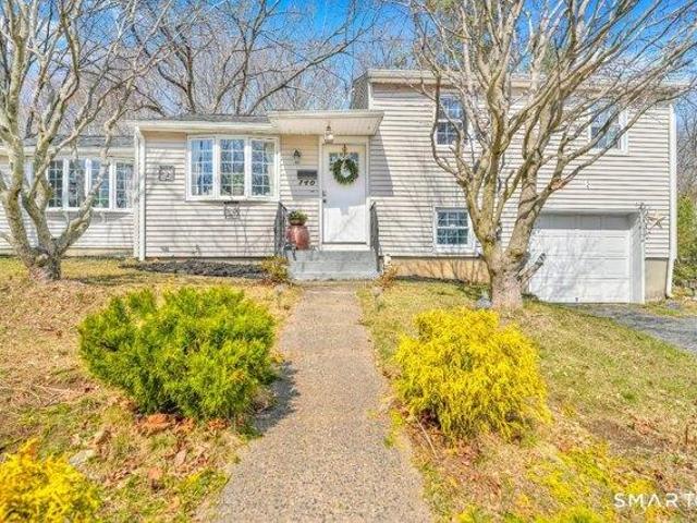 3 bedroom, Waterbury CT 06708 102347121