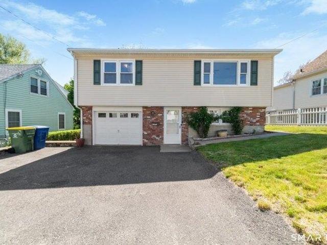 3 bedroom, Waterbury CT 06708 102586151