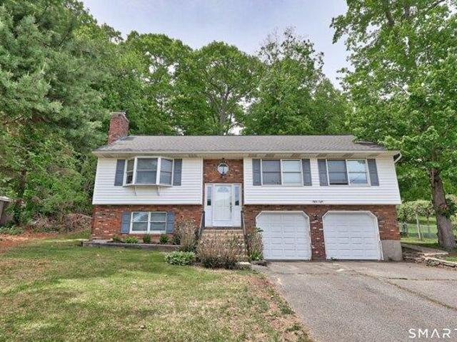 3 bedroom, Waterbury CT 06708 104075152