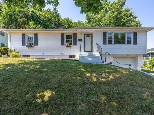 3 bedroom, Waterbury CT 06708 104607303