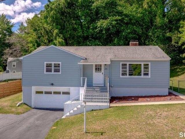 3 bedroom, Waterbury CT 06708 104761449