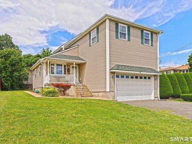 3 bedroom, Waterbury CT 06708 104836214