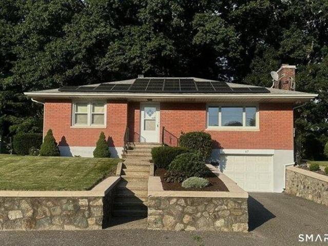 3 bedroom, Waterbury CT 06708 104900303