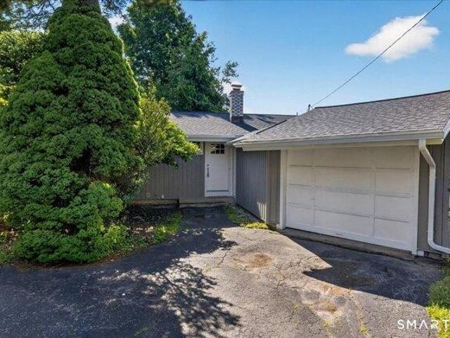 3 bedroom, Waterbury CT 06708 104909399