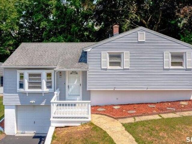 3 bedroom, Waterbury CT 06708 105174402